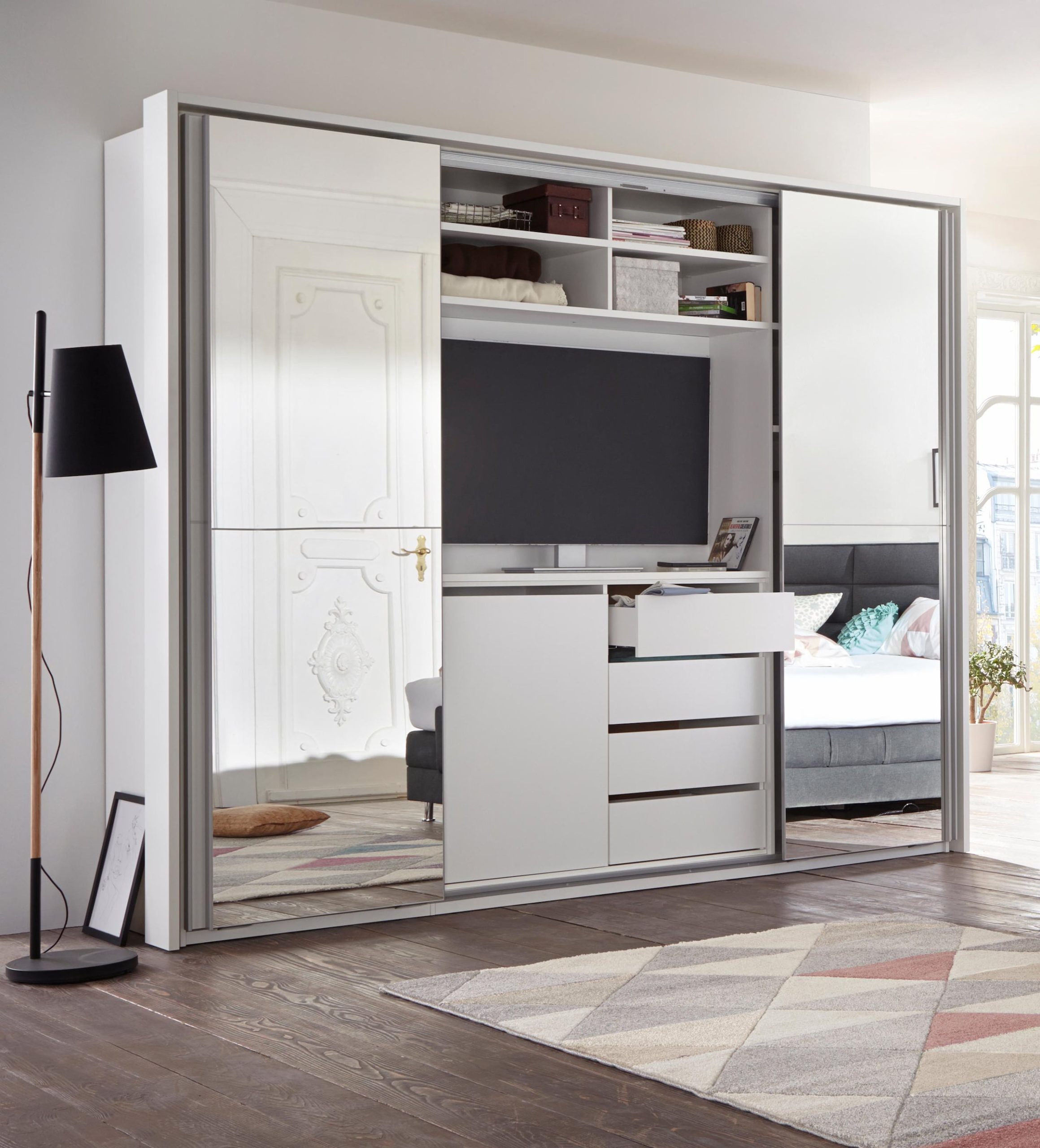 Schwebeturenschrank Mit Tv Fach